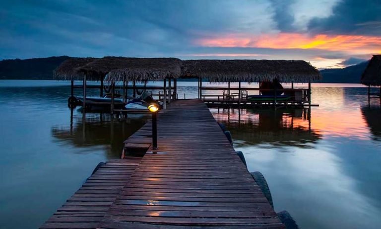 Laguna Azul | Actividades de aventura - información completa | Chullos ...