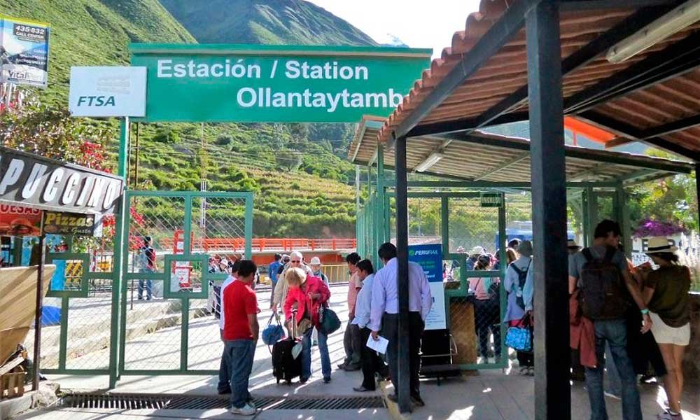 Tren Local a Machu Picchu | HORARIOS DE TREN LOCAL | Chullos Travel ...