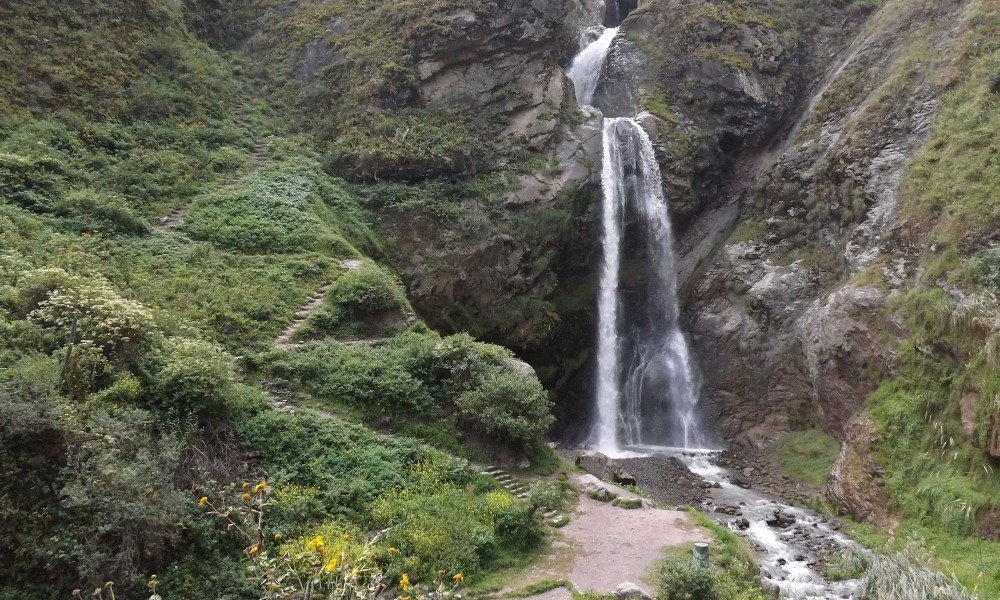 Las cataratas y cascadas Qarwa Qiru Chullos Travel Peru Blog