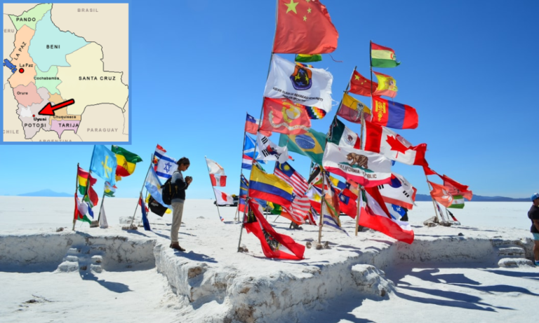 Where Is the Salar de Uyuni? Exact Location in Bolivia Chullos Travel ...